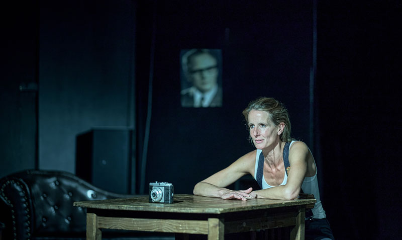 Frankfurter Autorentheater (FAT) zeigt »Monika Haeger – Inside Stasi ...